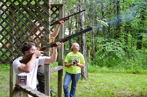 GUN CLUB